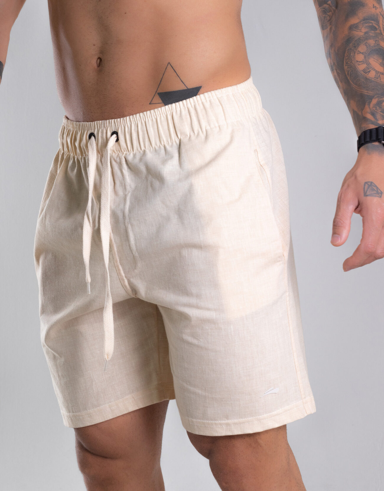 Bermuda Masculina de Linho Premium Alfaiataria Short – Cor Off-White ...