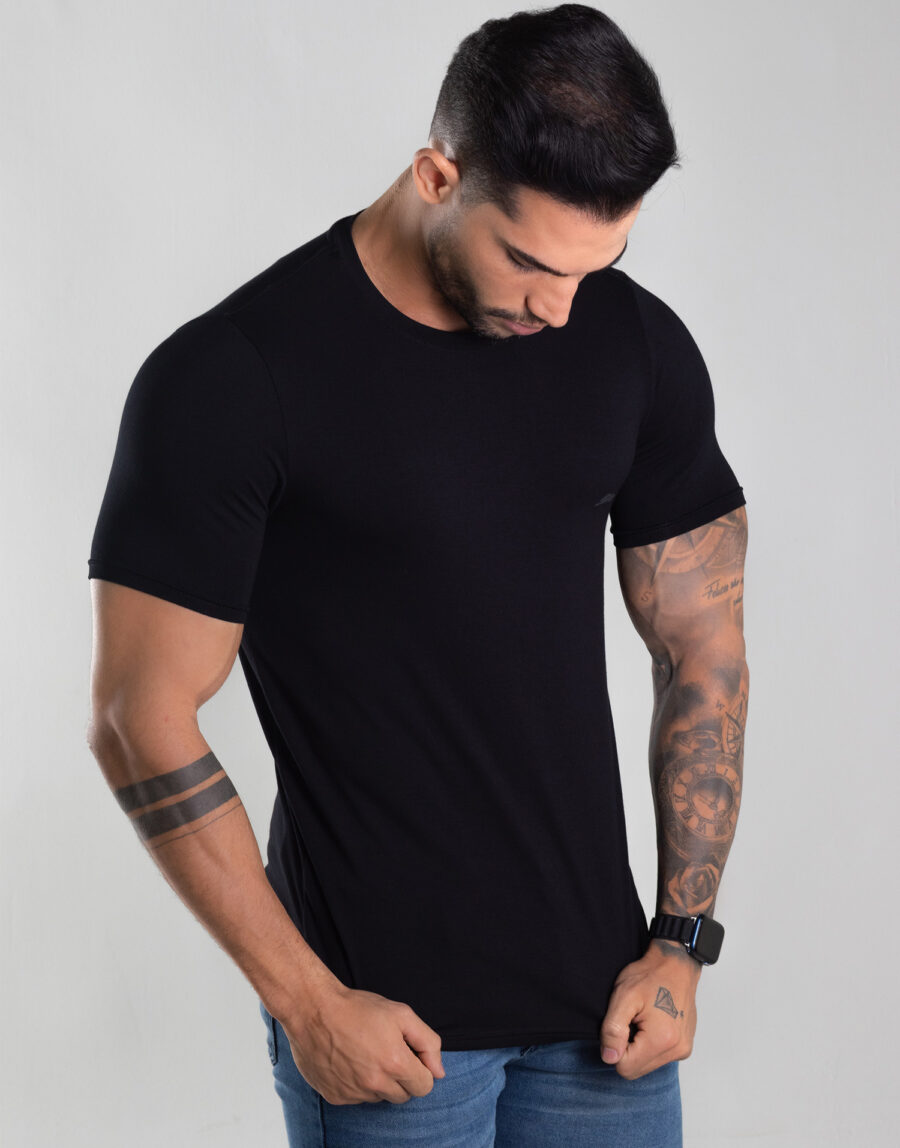 Camiseta Masculina Básica Com Elastano Respirável – Cor Preto – Roupa ...